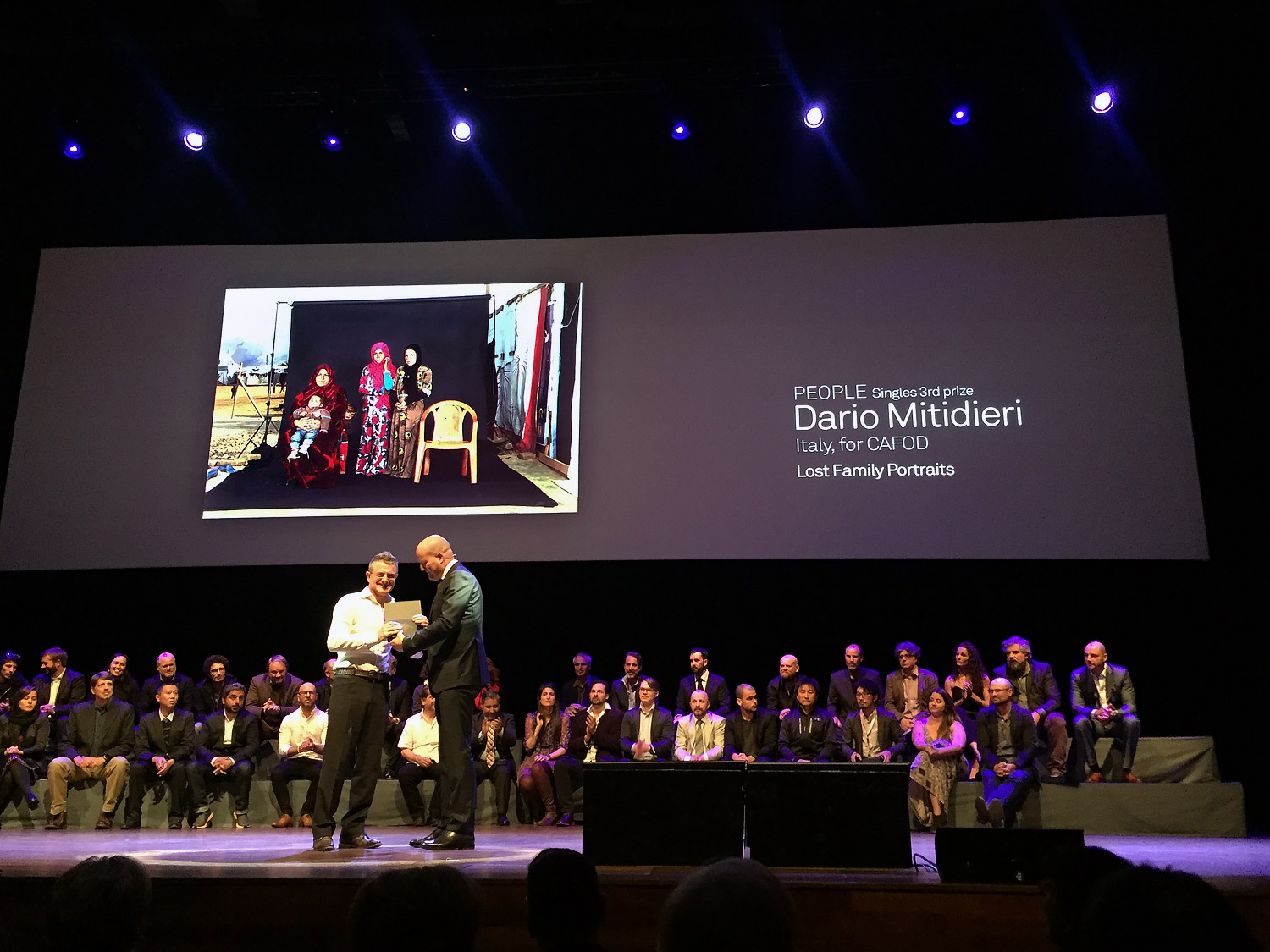 UrbanPhotoFest 2016: Masterclass with Dario Mitidieri | The Mango Lab ...